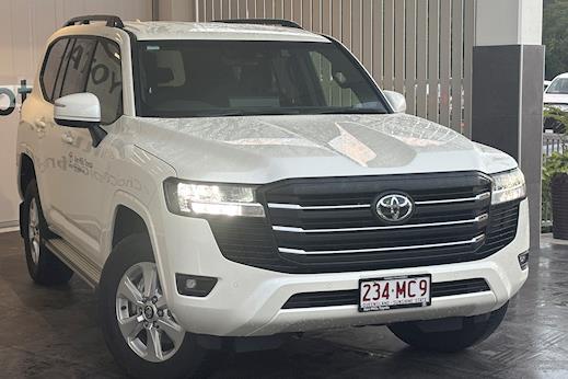 LandCruiser 300 GXL | Ken Mills Toyota